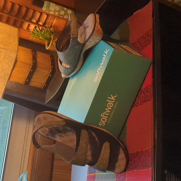 SoftWalk | Shoes | New Softwalk Bolivia Embossed Slingback Sandals ...